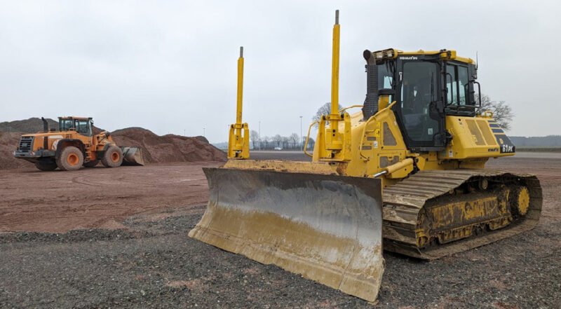 Understanding the Lifespan of Your Earthmoving Machinery: When to ...