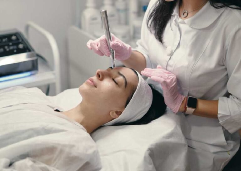 The Science Behind Microneedling and Its Benefits for Skin Health ...